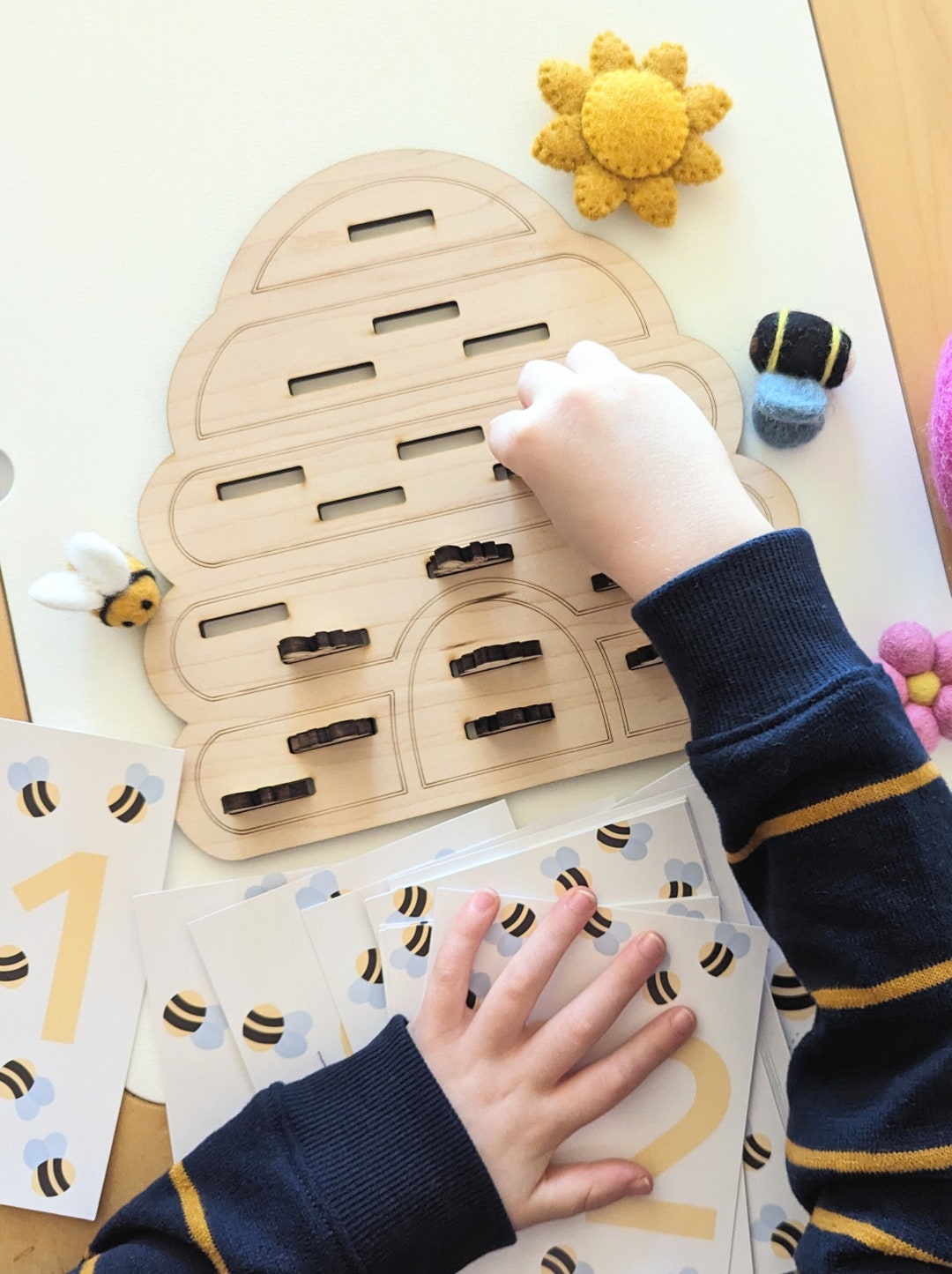 Bee Counting Kit / Bee Sensory Kit / Bee Sensory Bin / Toddler Math ...