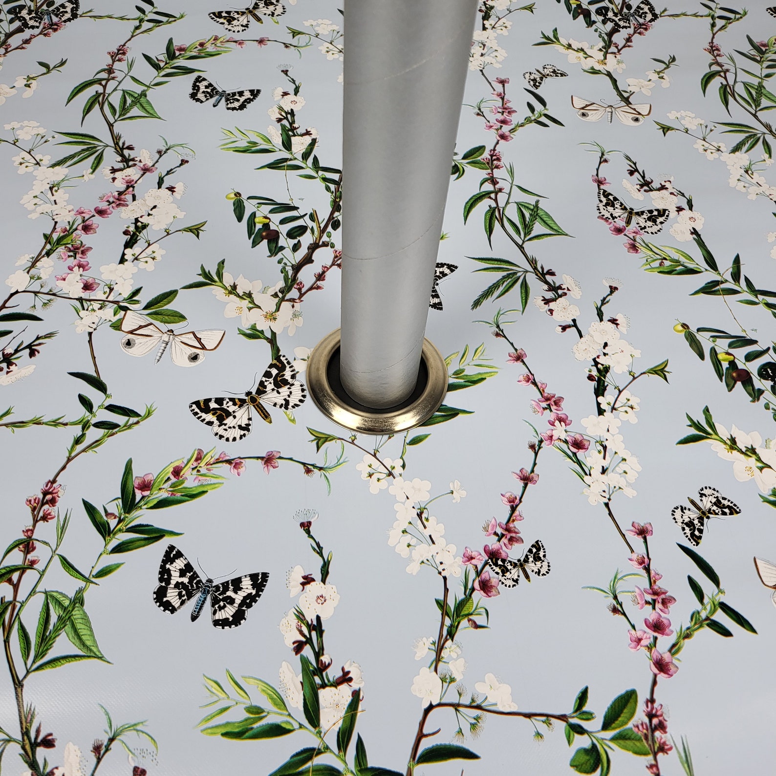 140cm Round PVC Tablecloth With Parasol Hole - Butterfly Floral Blue ...