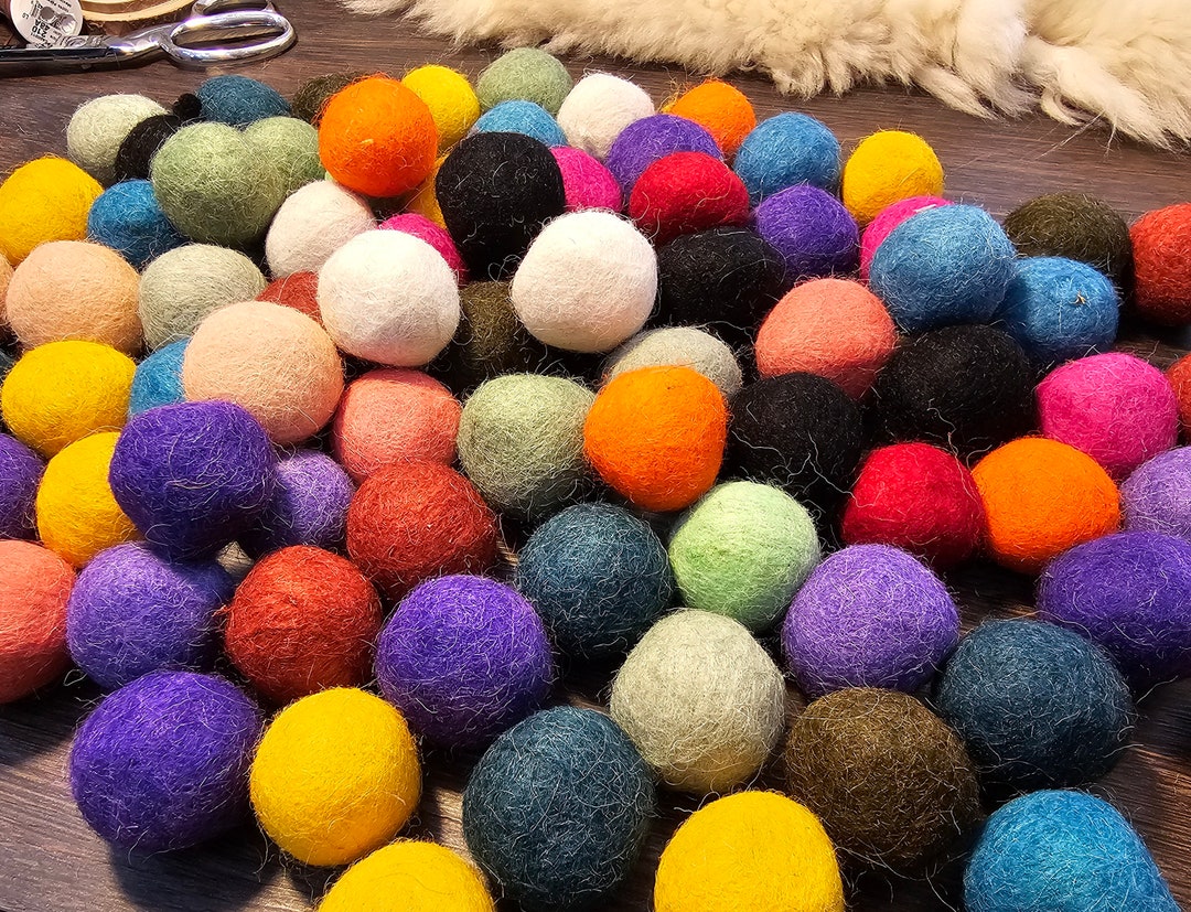 20 Wool Cat Toys: Multi Color Felt Balls, Catnip Option - Etsy