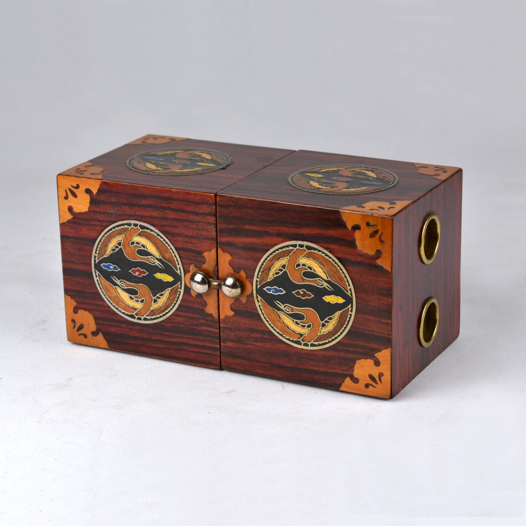 Old Korean Traditional Design Najeonchilgi Lacquer Folding Travel ...