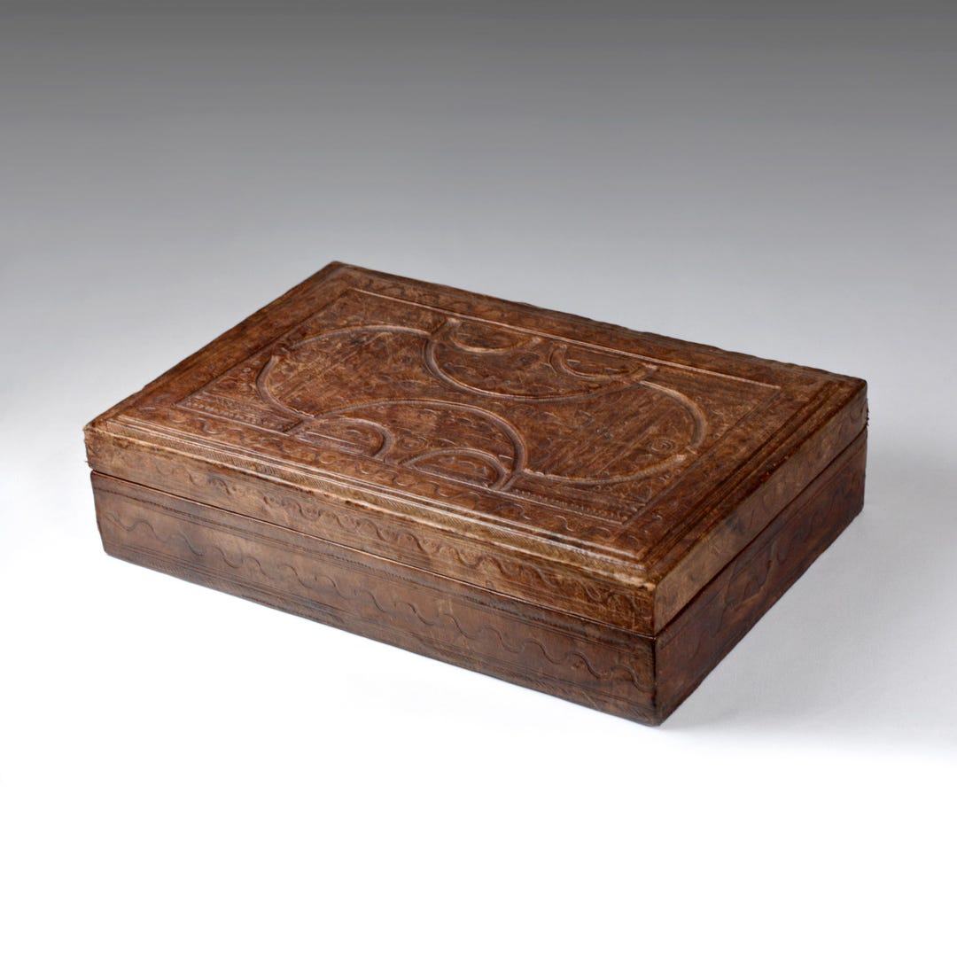 Antique Tuareg Leather Box: Hand Tooled Sahara Desert Decor (15.7"/40cm ...