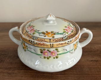 Vintage Hand Painted Betson’s Leaf Covered Dish - Etsy