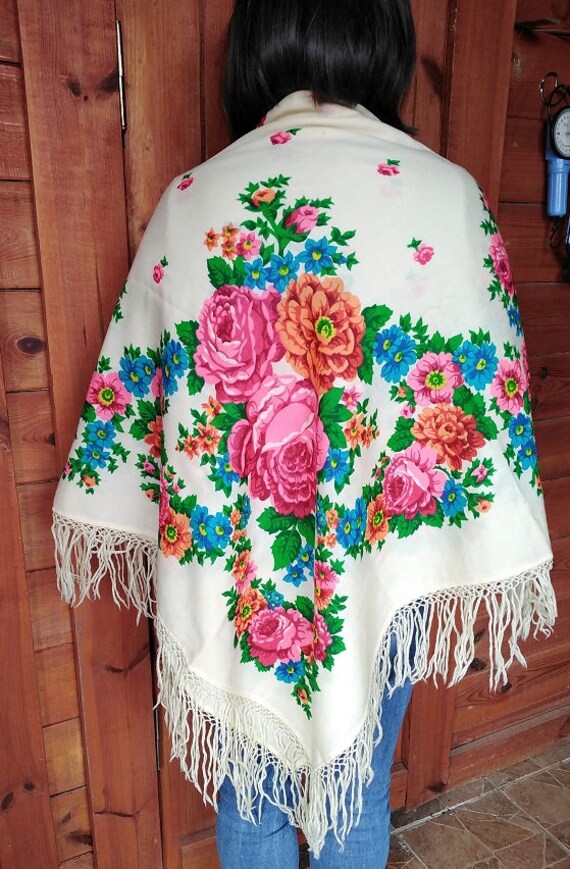 Ancient white shawl, Ukrainian shawl, vintage shawl, … - Gem
