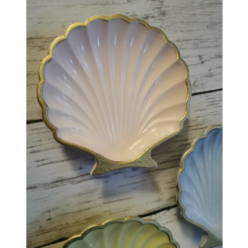 Clam Shell Soap/trinket Dish Clam Shell Dish Retro Kitsch Home Mothers ...