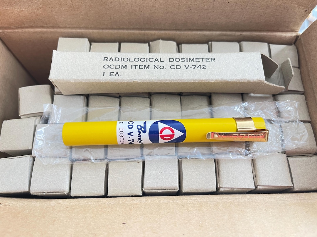 1960's Civil Defense Dosimeter - Authentic Cold War Era Radiation ...