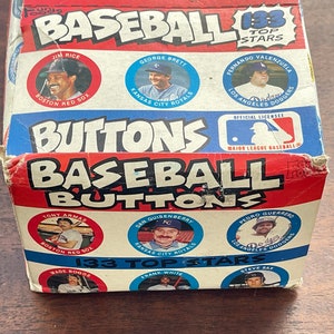 1984 Major League Baseball Buttons, Lot of (4) Packs, Fun Foods, Pin ...