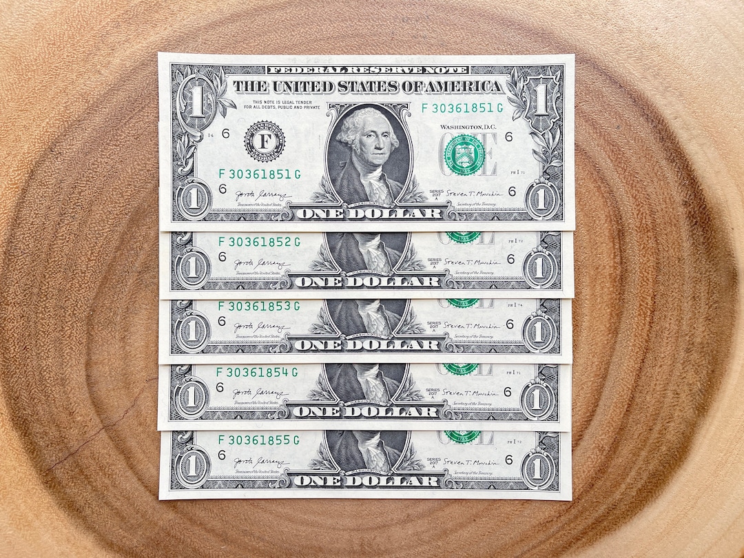 2017 One Dollar Bills Series A, Lot of (5), Consecutive Serial #'s ...