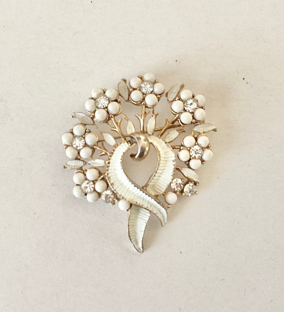 Vintage Coro Brooch. Marked Coro. Free Shipping. - Etsy Canada