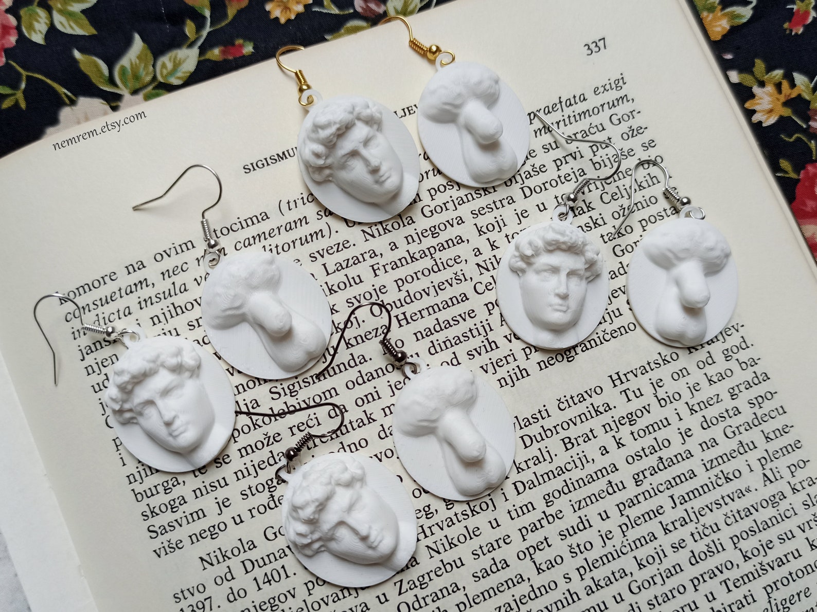 Dark Academia Earrings Quirky Earrings Renaissance Jewelry - Etsy