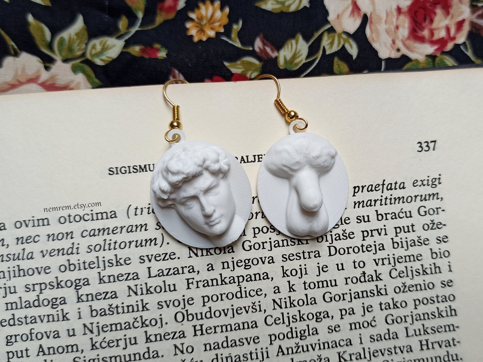 Dark Academia Earrings Quirky Earrings Renaissance Jewelry - Etsy