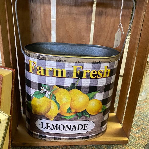 Lemonade Gift Basket - 60+ Gift Ideas for 2025