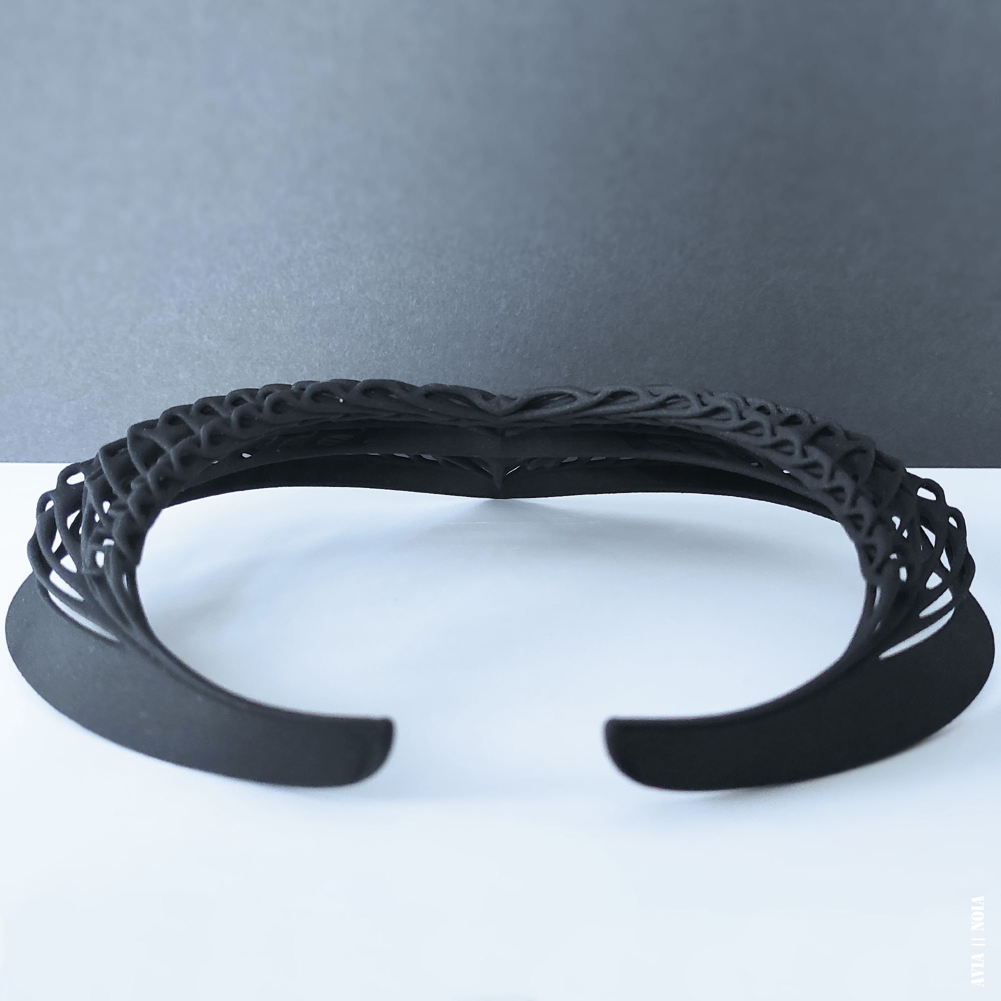 Avianoia's 3d Printed MJF Backbone Choker / Wearable Object ...