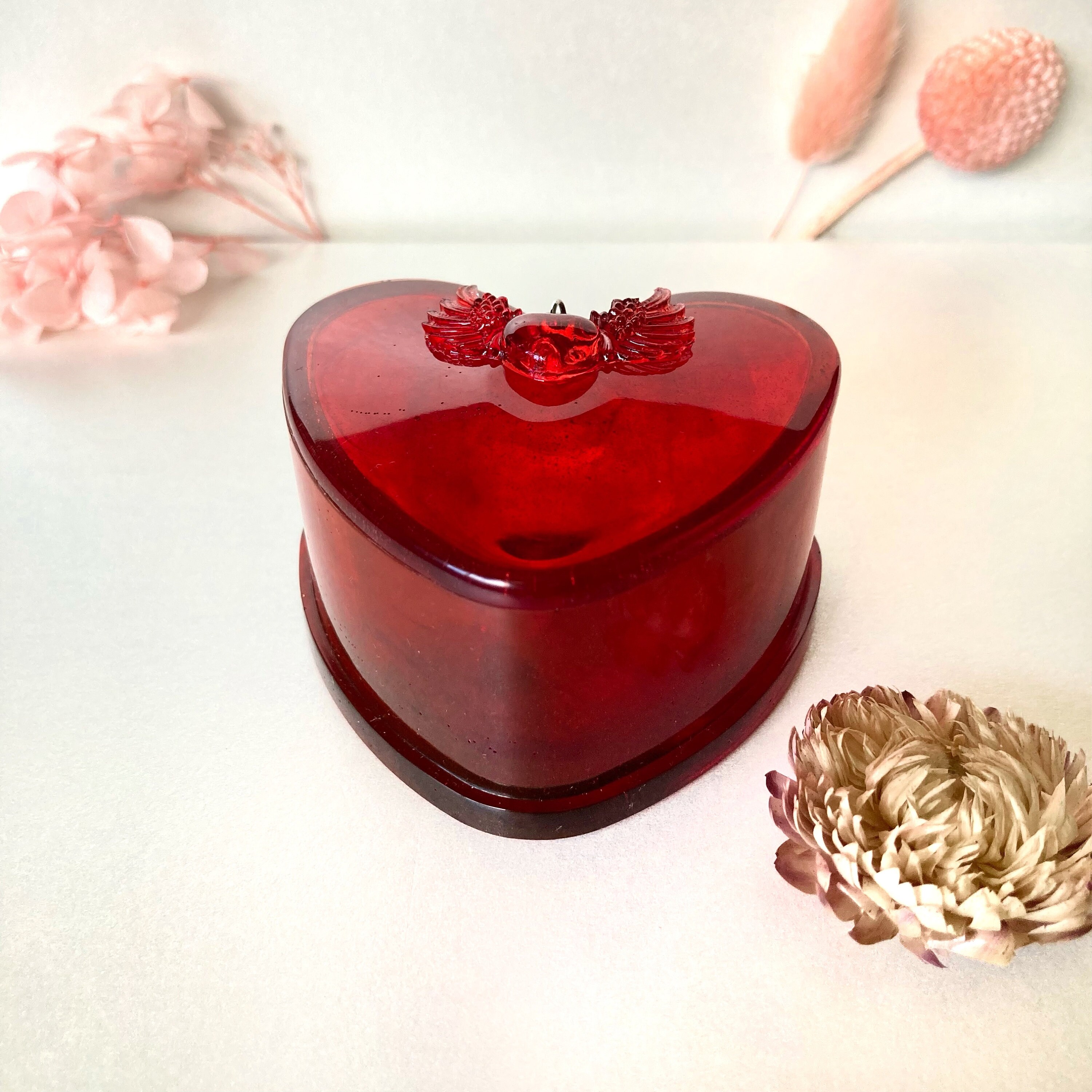 Resin Trinket / Trinket Box With Lid 3D Wings Garnet Crystal - Etsy