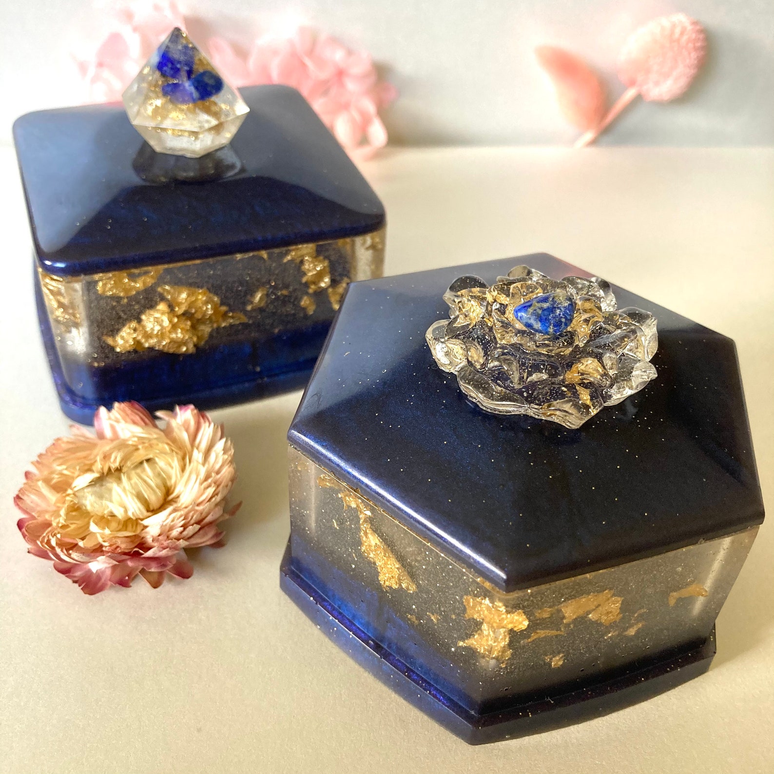 Resin Trinket w/ stone / Trinket Box with Lid 3D flower | Etsy