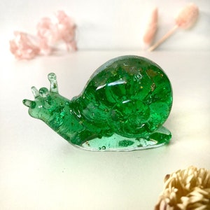 3d Resin Snail Decor, Emotional Comfort, Emo Support, Handmade Desk Pet ...