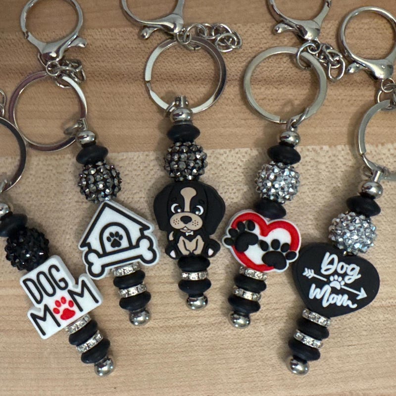 Dog Mom Bead Key Chain - Etsy UK