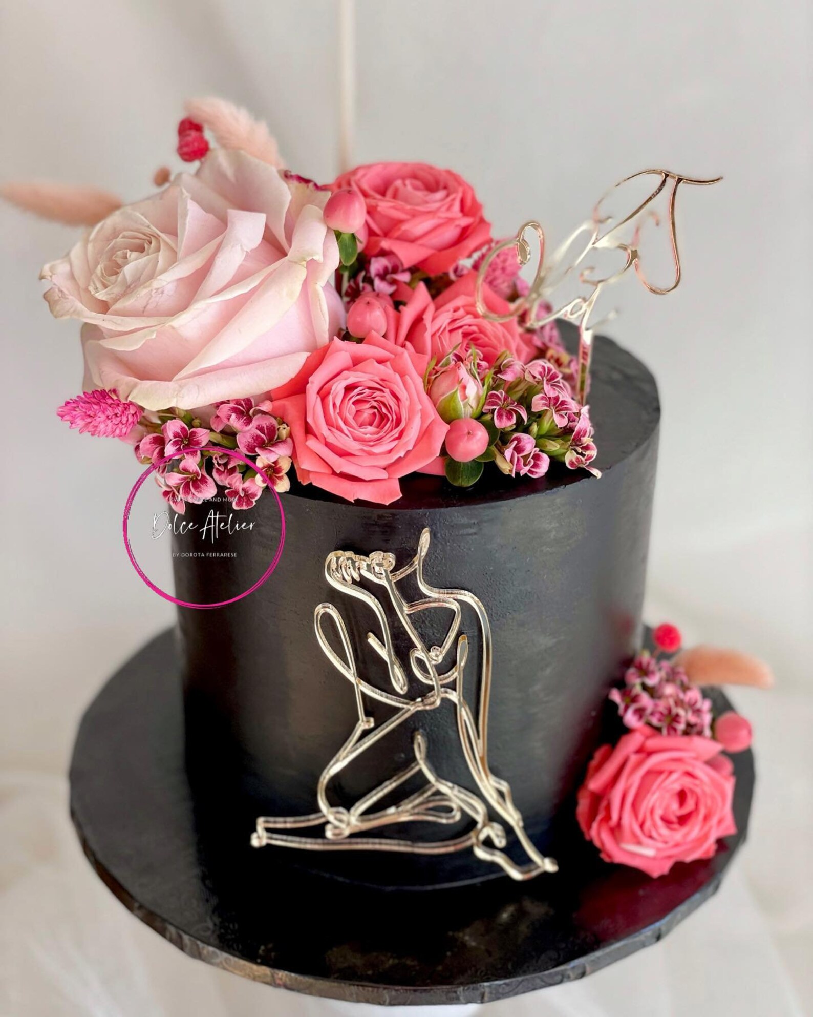 One Line Topper Seated Woman Line Art Cake Topper Abstract - Etsy