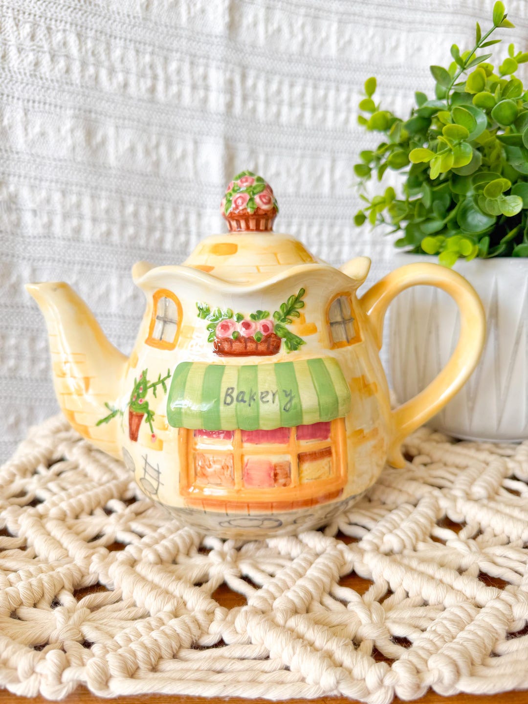 Bella Casa Teapot | Vintage Teapot | Collectibles - Etsy