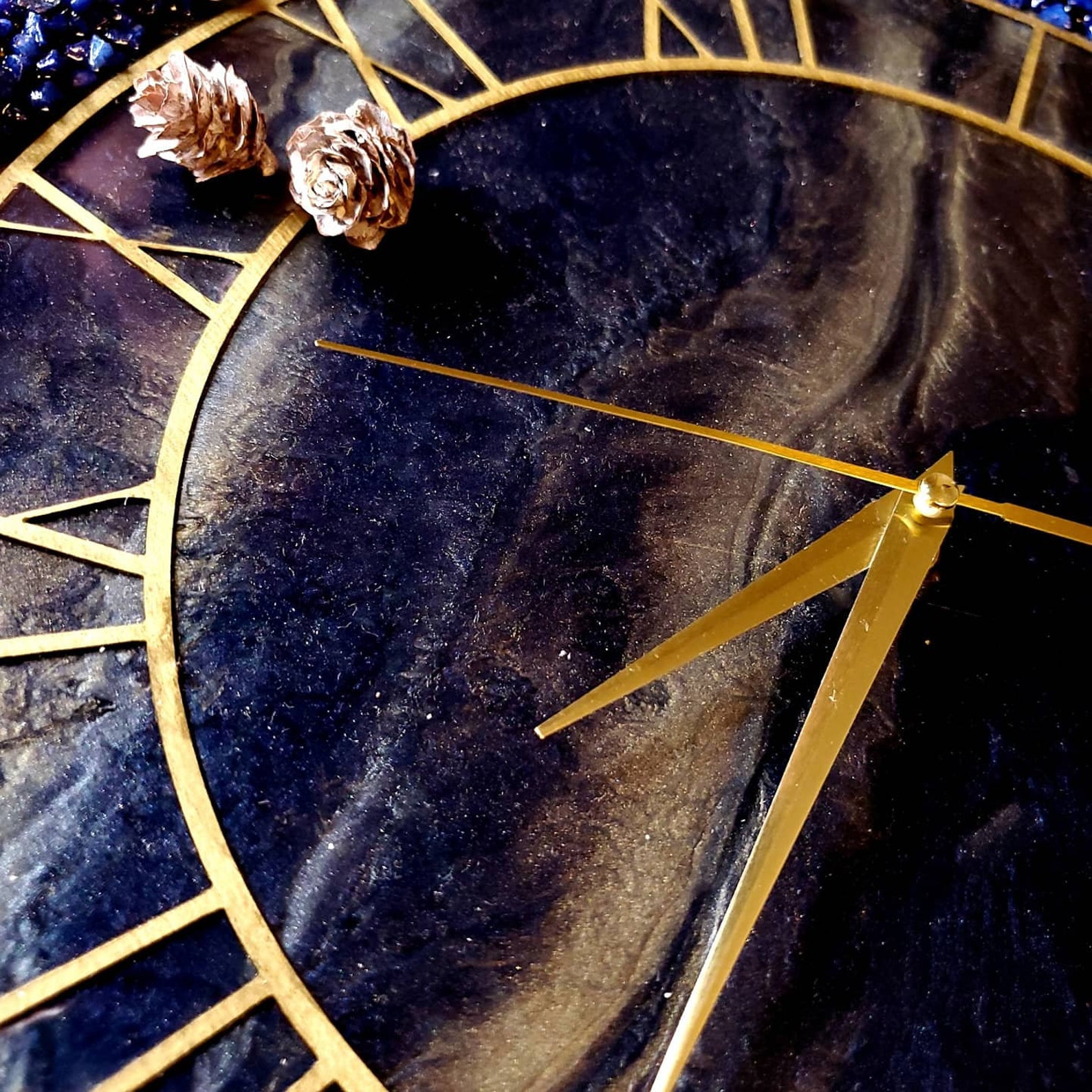 Handmade Resin Clock - Etsy