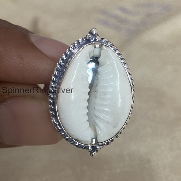 Cowrie Shell Ring - Etsy