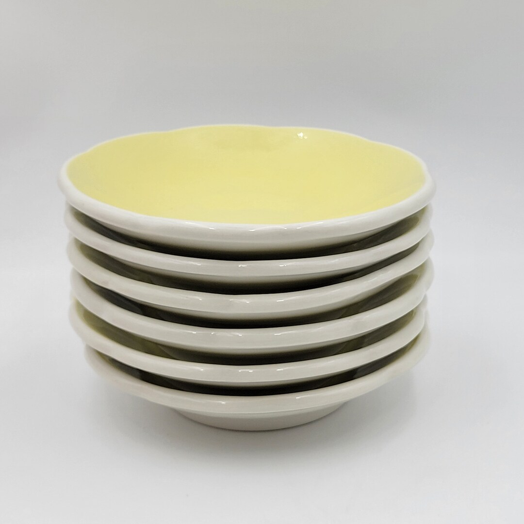 Vintage Medalta Bread and Butter Plates Yellow Scalloped Edge (6) - Etsy