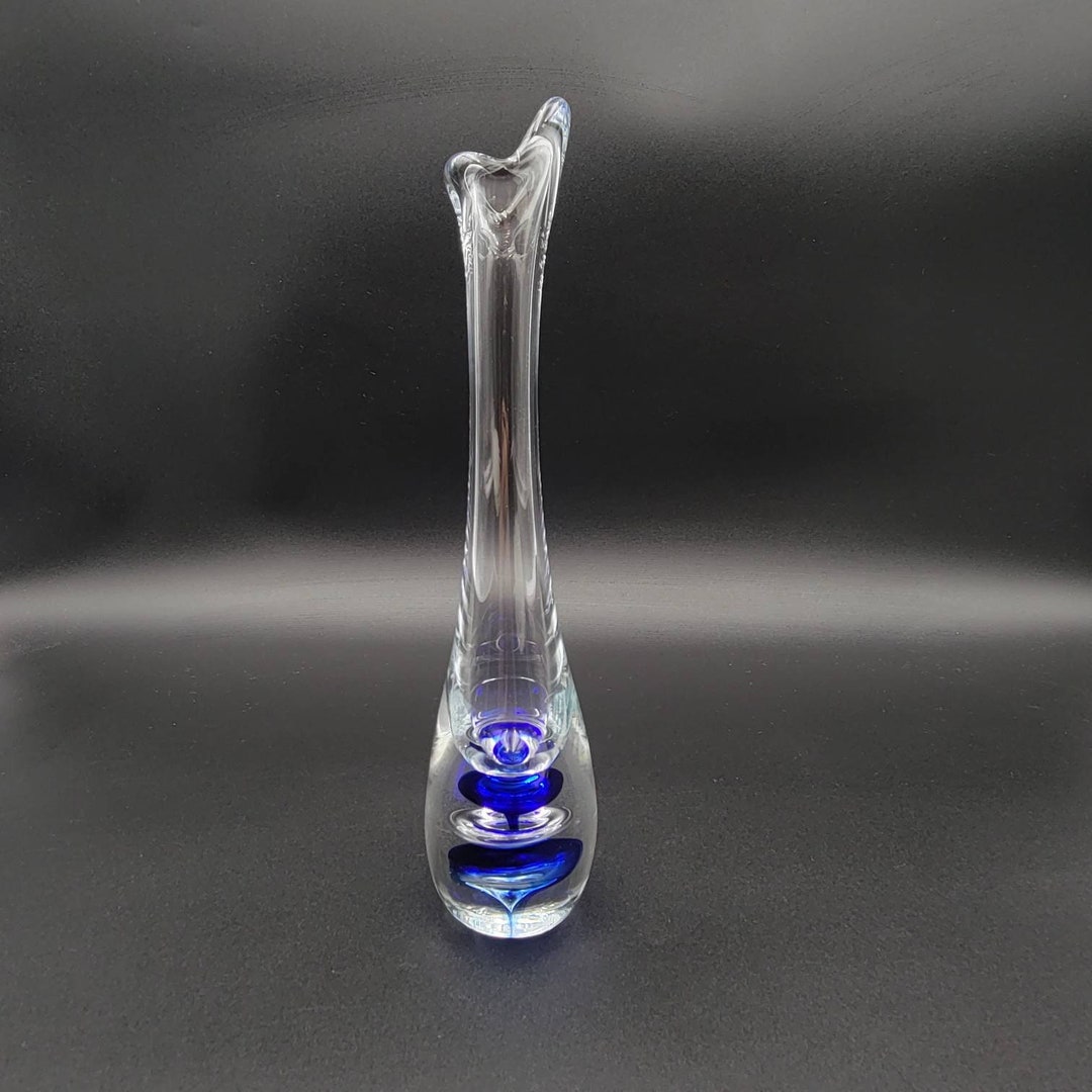 Vas Vitrium Gloria Vase in Orchid Blue Swedish Glass Mikel Kenlind - Etsy