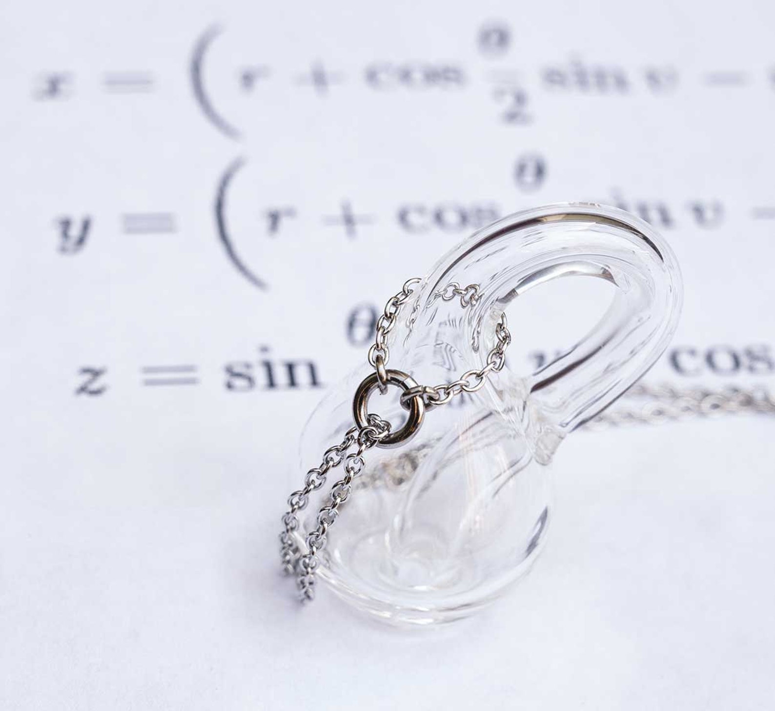 Klein Bottle Necklace | Math Science Physics Chemistry Jewelry, Unique ...