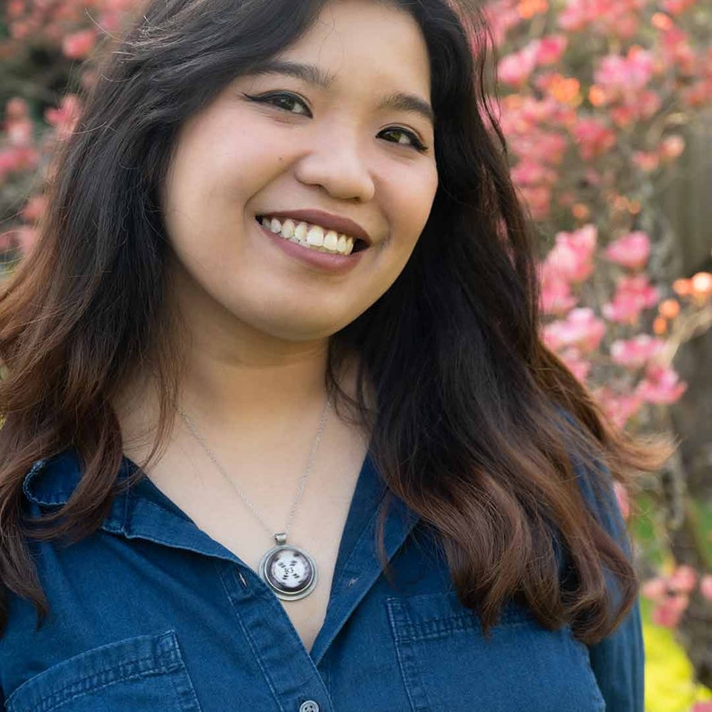 Photo 51 DNA X-ray Diffraction Necklace | Science Biology Jewelry ...