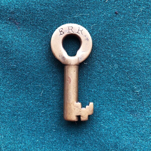 Barrel Key - Etsy