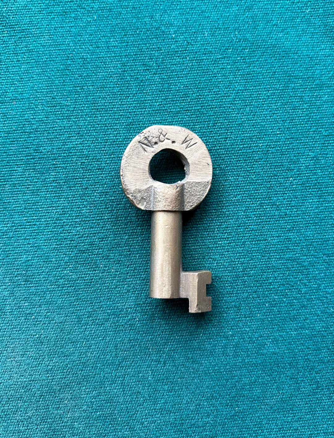 Norfolk and Western Railway ( N&W ) Brass Barrel Switch Key - ADLAKE - Etsy