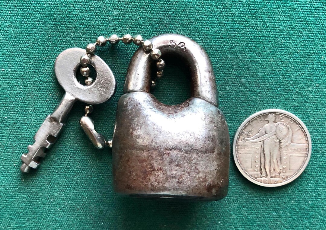 Antique SMALL Cast Iron SCANDINAVIAN 1 Padlock 1 Original Key Mid/late ...
