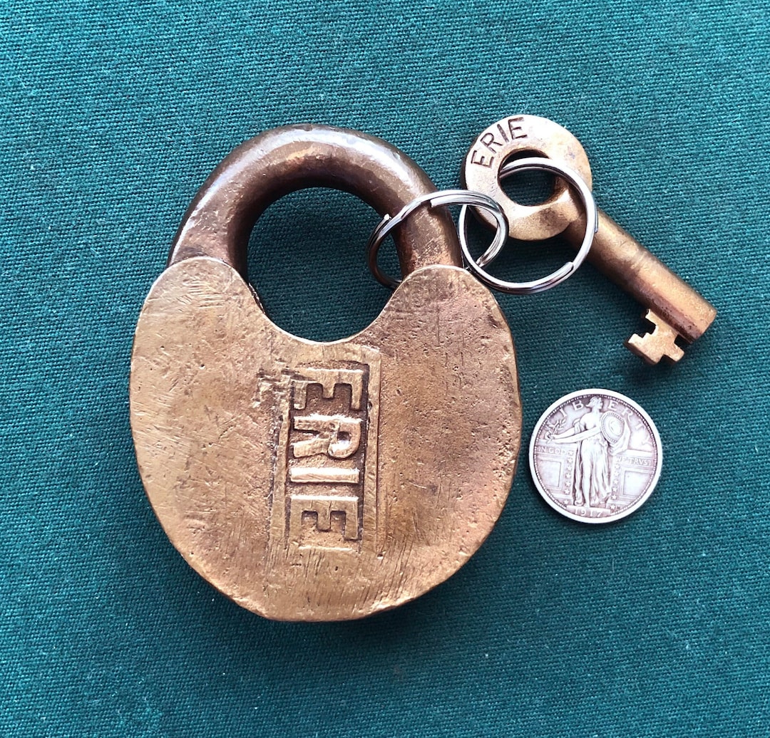 Antique Erie Railroad ( ERIE ) Brass Fraim Padlock + 1 Original Fraim ...
