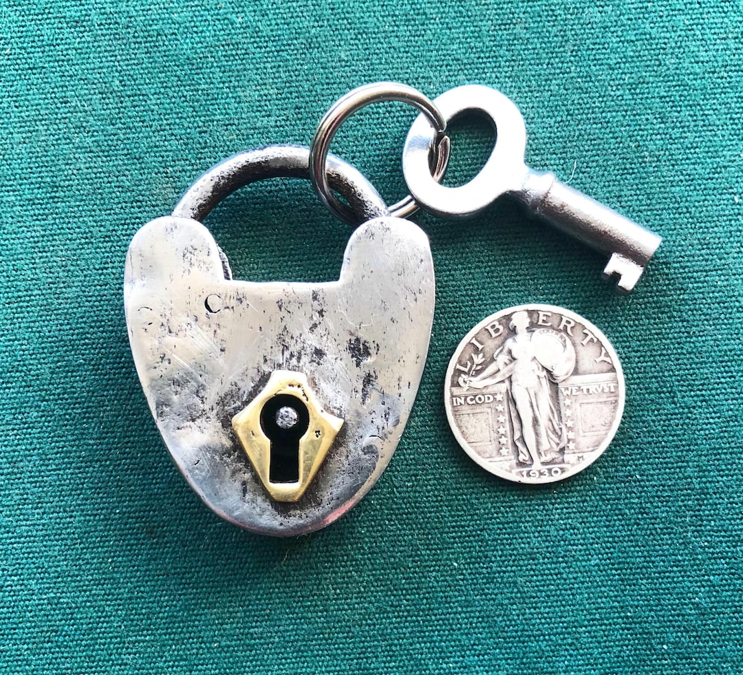 Antique SMALL Metal Smokehouse Padlock + 1 Operable Steel Barrel Key ...