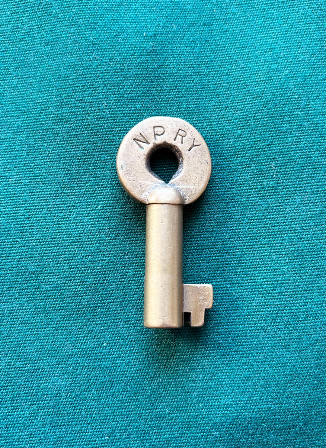 Northern Pacific Railway ( NPRY ) Brass Barrel Key – ADLAKE - Etsy