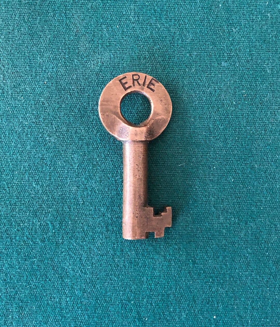 ERIE Railroad ERR Brass Barrel Switch Key – ET Fraim "keystone" - Etsy