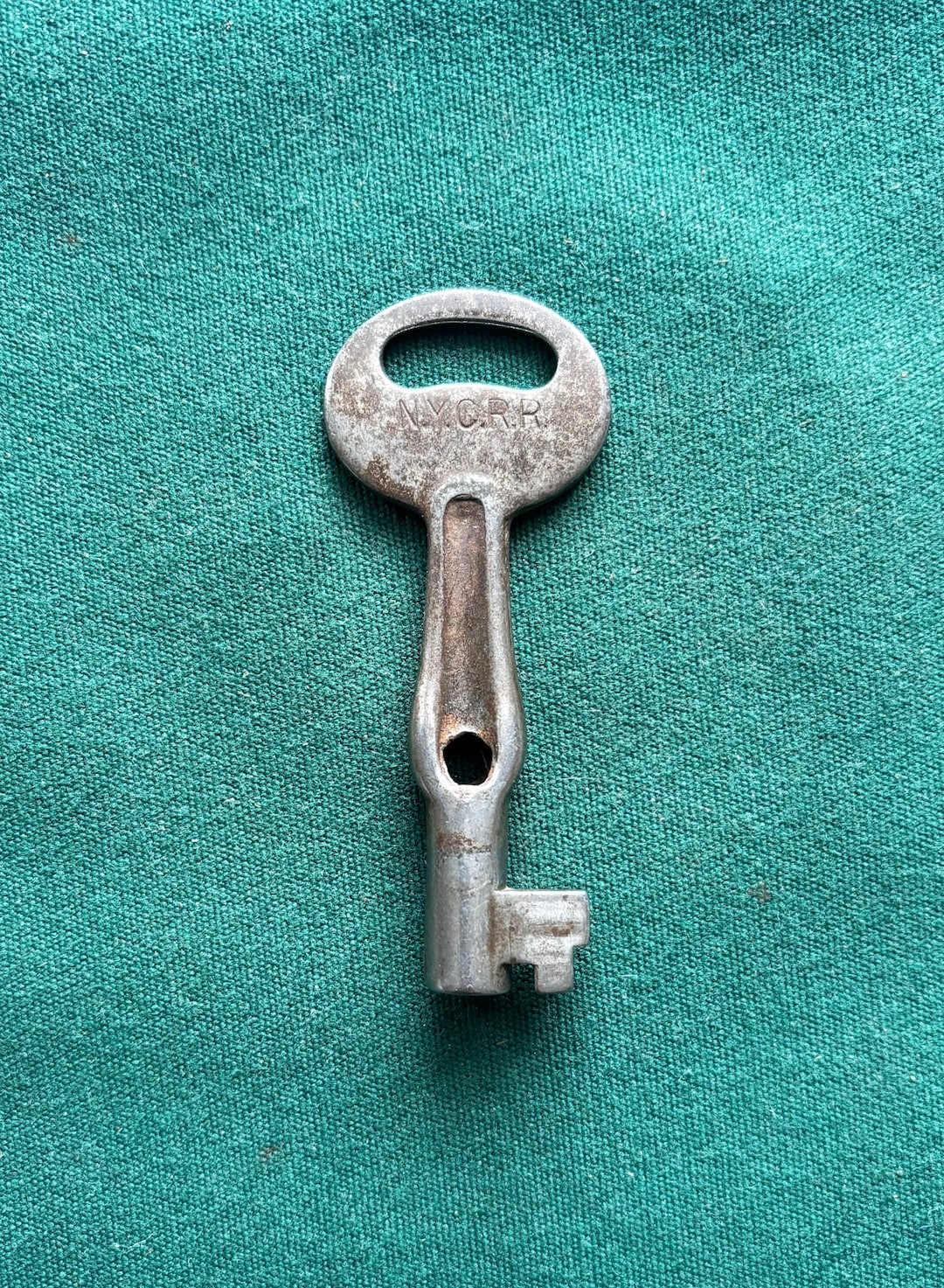 New York Central Railroad ( NYCRR ) Steel Barrel Moon Key - Etsy