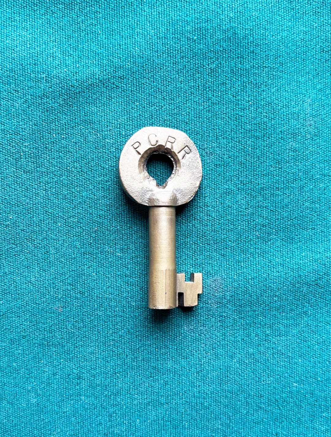 Pacific Coast Railroad ( PCRR ) Brass Barrel Key – Adlake - Etsy