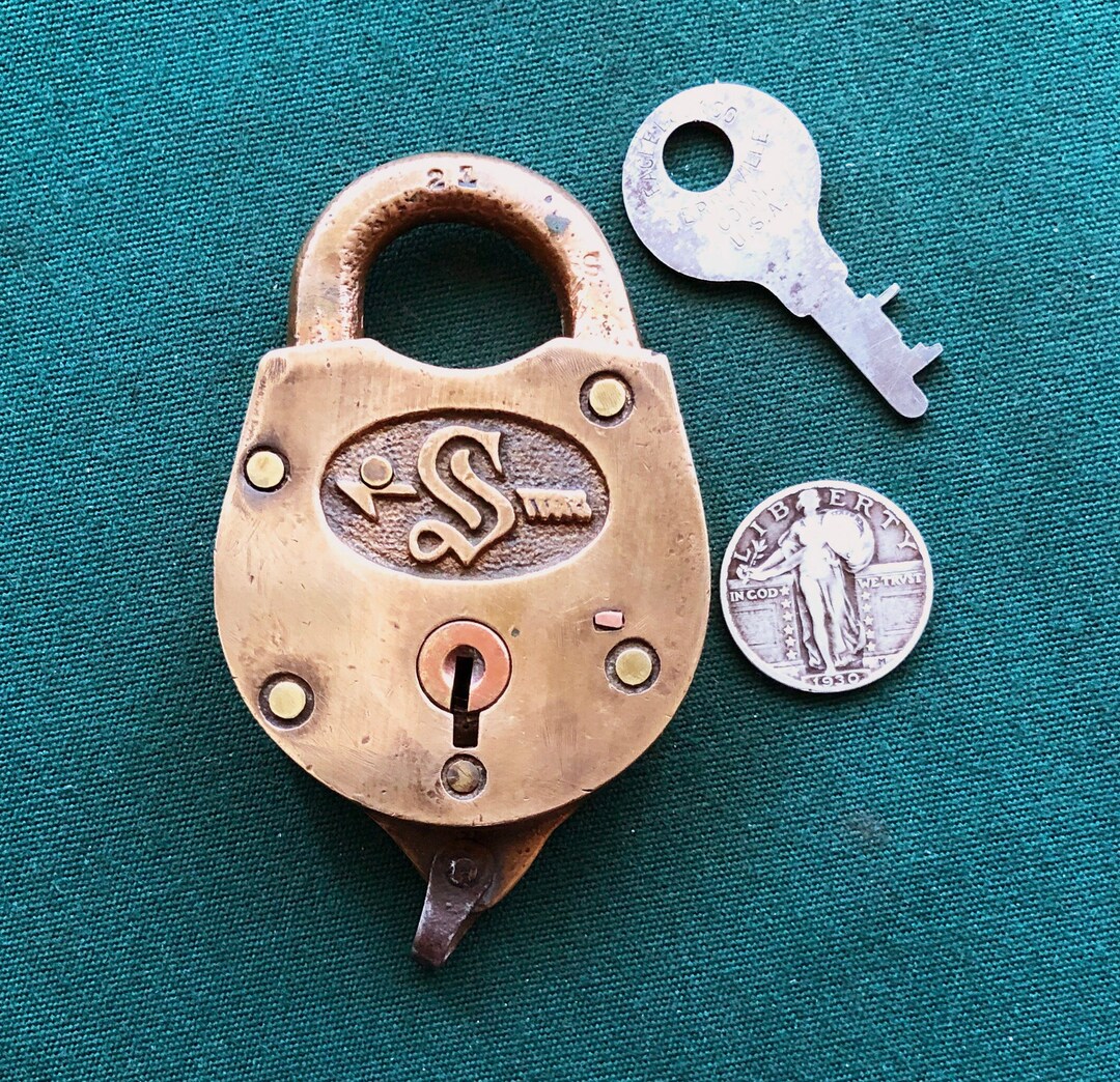 Great Northern Railway ( GNRY ) Brass GENERAL PURPOSE Slaymaker Padlock ...