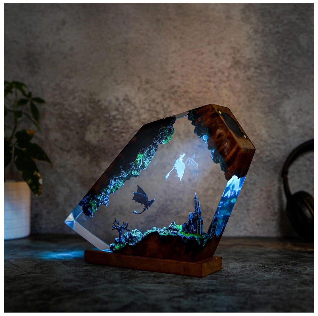 Diorama HTTYD Epoxy Lamp, Tooth.less and Light Fu.ruy Epoxy Lamp ...