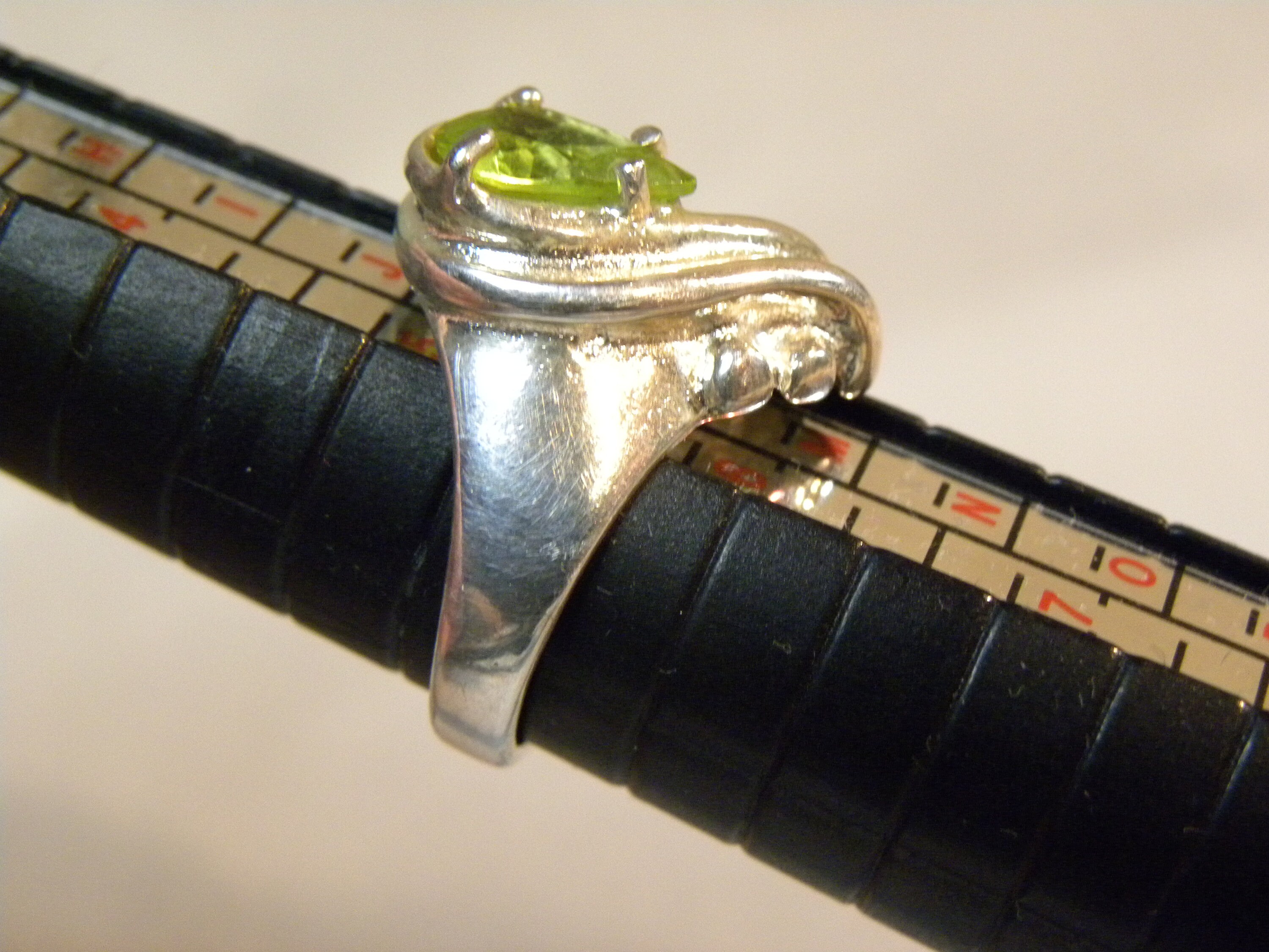 UTC 925 Silver ring with green Gemstone - Etsy.de