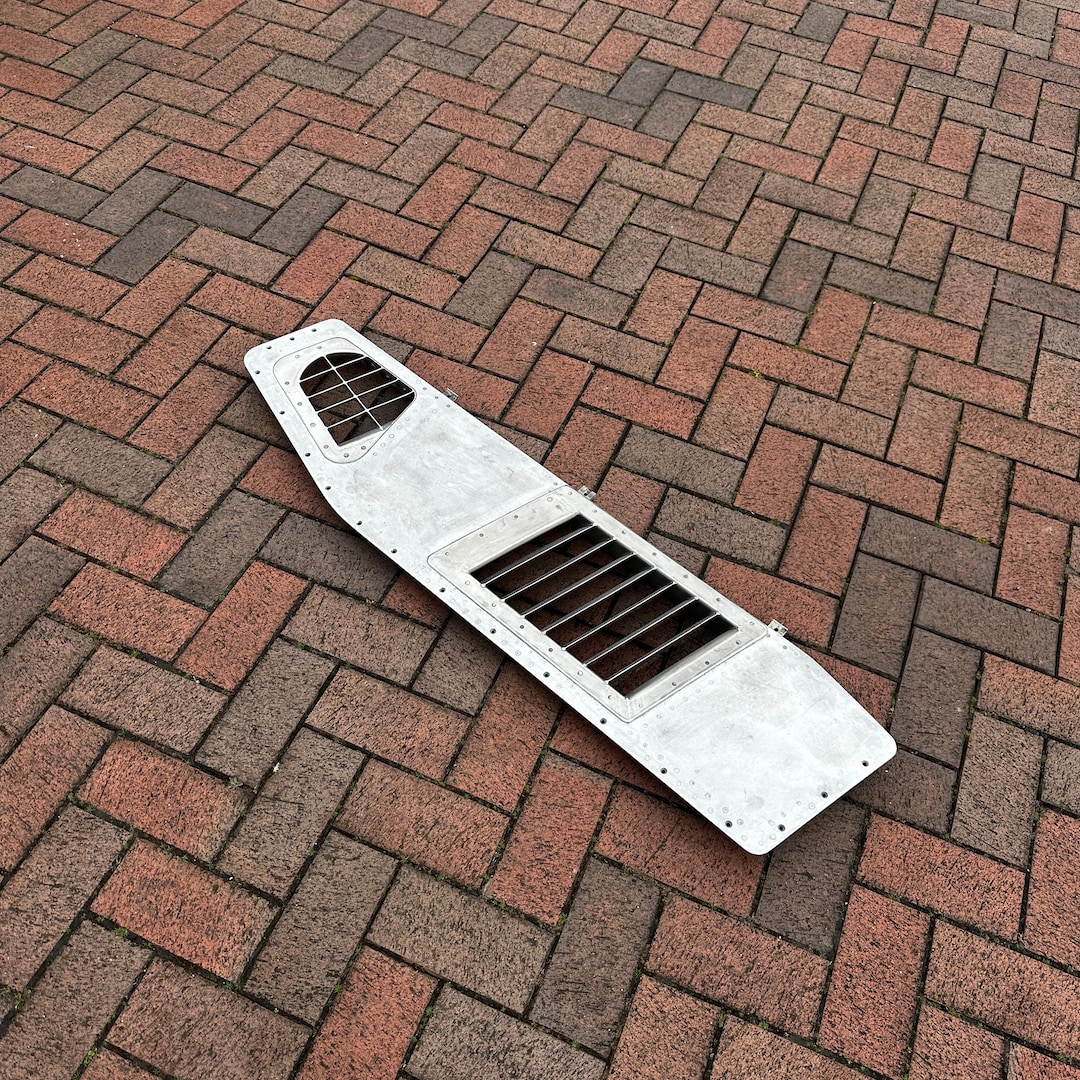 Boeing 747 Jet Engine Vented Pylon Fairing Fuselage Cut Airline ...