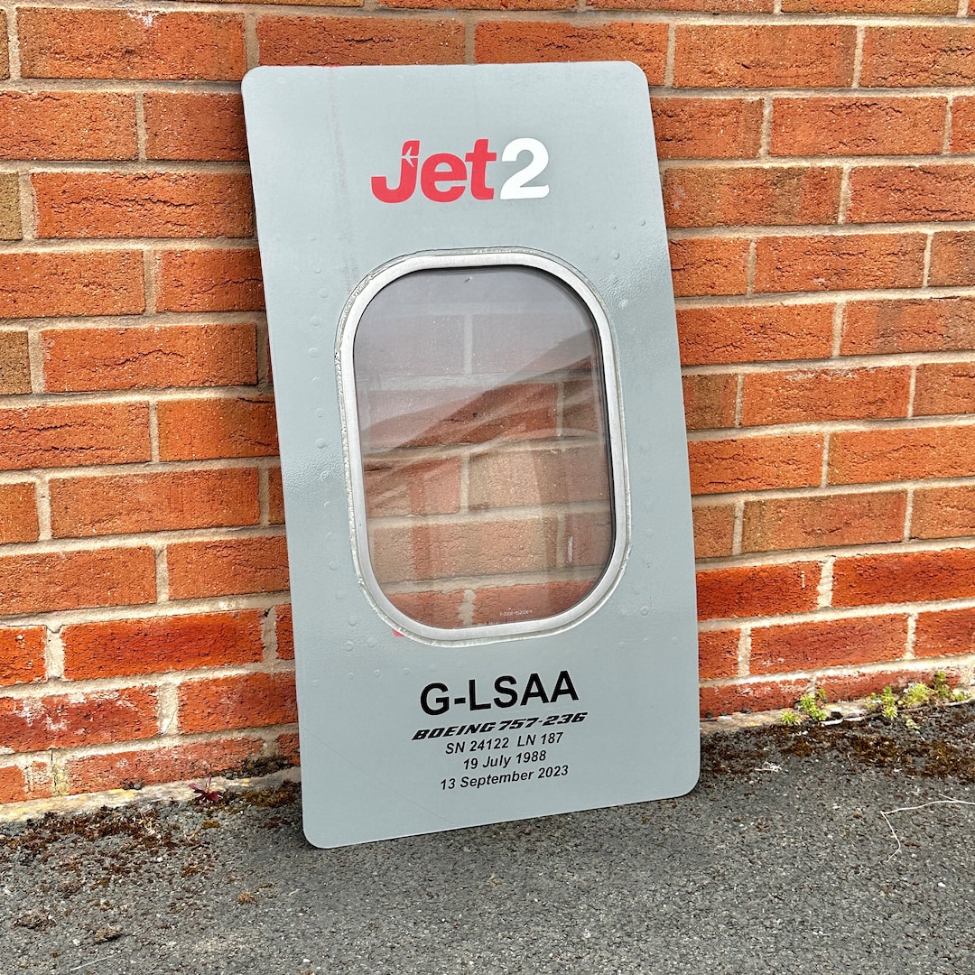 Jet2 Airways Window Fuselage Cut G-LSAA G-LSAB G-LSAC Boeing 757 Window ...