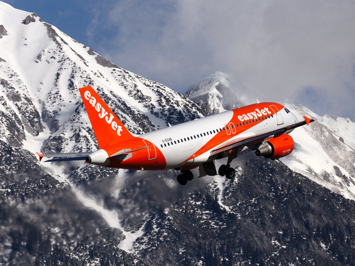 Easyjet Airbus A319 G-EZAB Upcycled Office Desk Chair Boeing Aviator ...