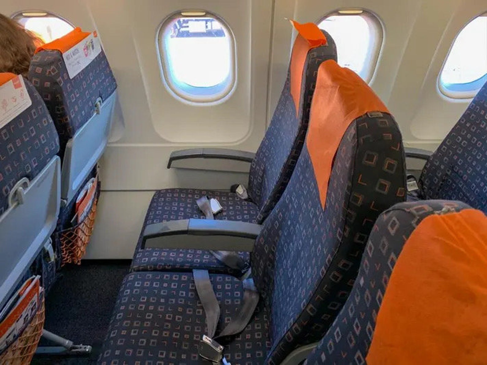 Easyjet Airbus A319 G-EZAB Upcycled Office Desk Chair Boeing Aviator ...