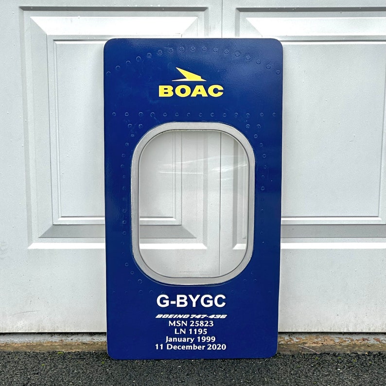 British Airways BOAC G-BYGC Retro Boeing 747 Window Fuselage Cut ...