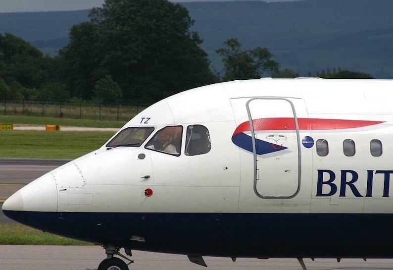 Bae 164 Captains Side Cockpit Windscreen Coffee Table Fuselage Airline ...