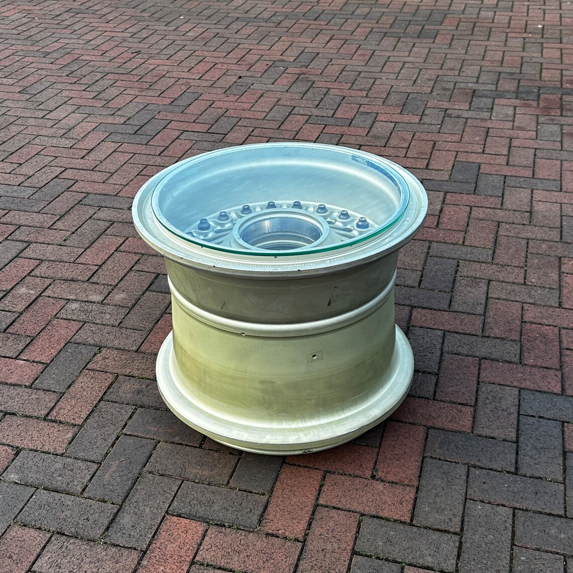 Boeing 737 NG Main Wheel Coffee Table With Bearings Upcycled Airbus ...