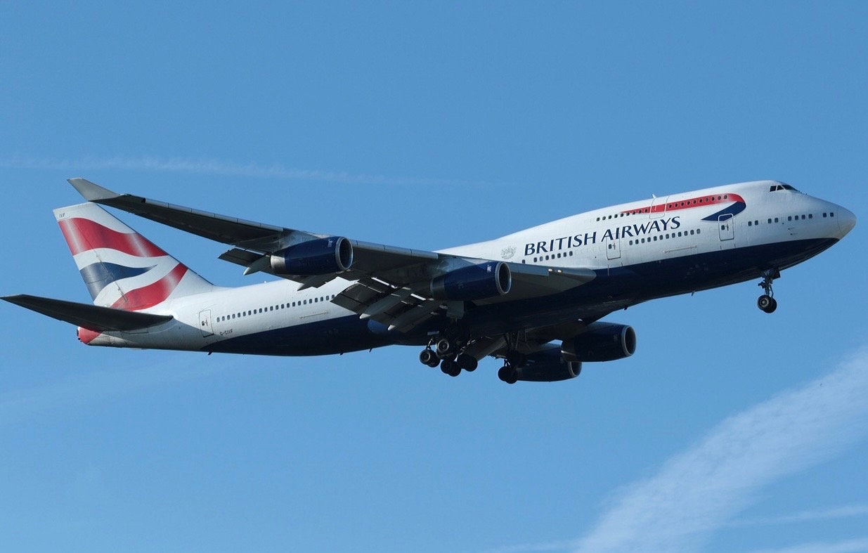 British Airways Boeing 747 Cockpit Windscreen G-civk G-civj G-civk ...