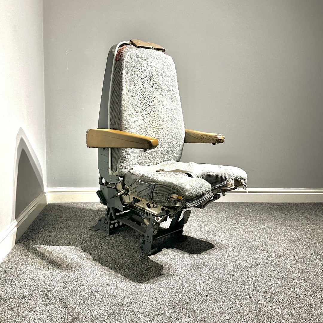 Boeing 737 Weber Captains Seat Cockpit Upcycled Office Desk Chair ...