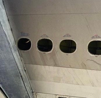 British Airways G-CIVC Boeing 747 Wing Fuel Access Panel Airline ...